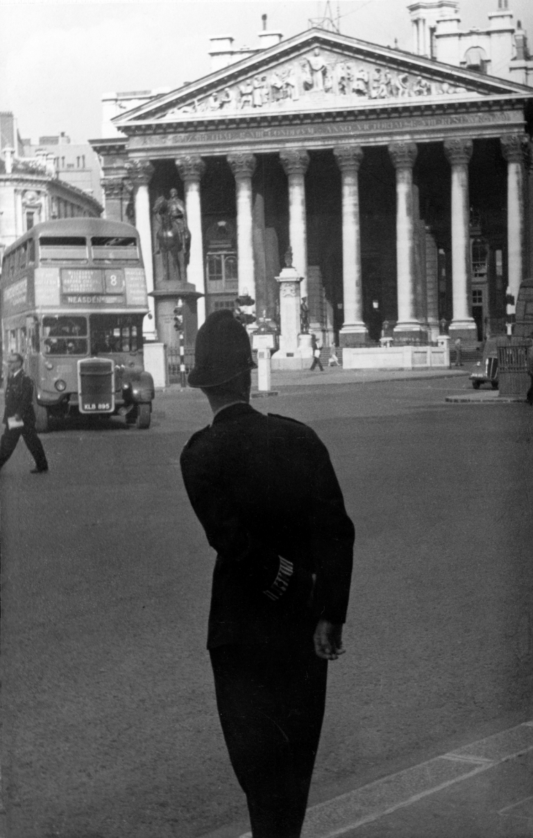 Photo Book London Town 54 now Online – pete grafton